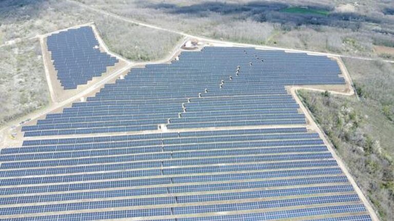Solar Power Plant Construction and Working: A Comprehensive Guide