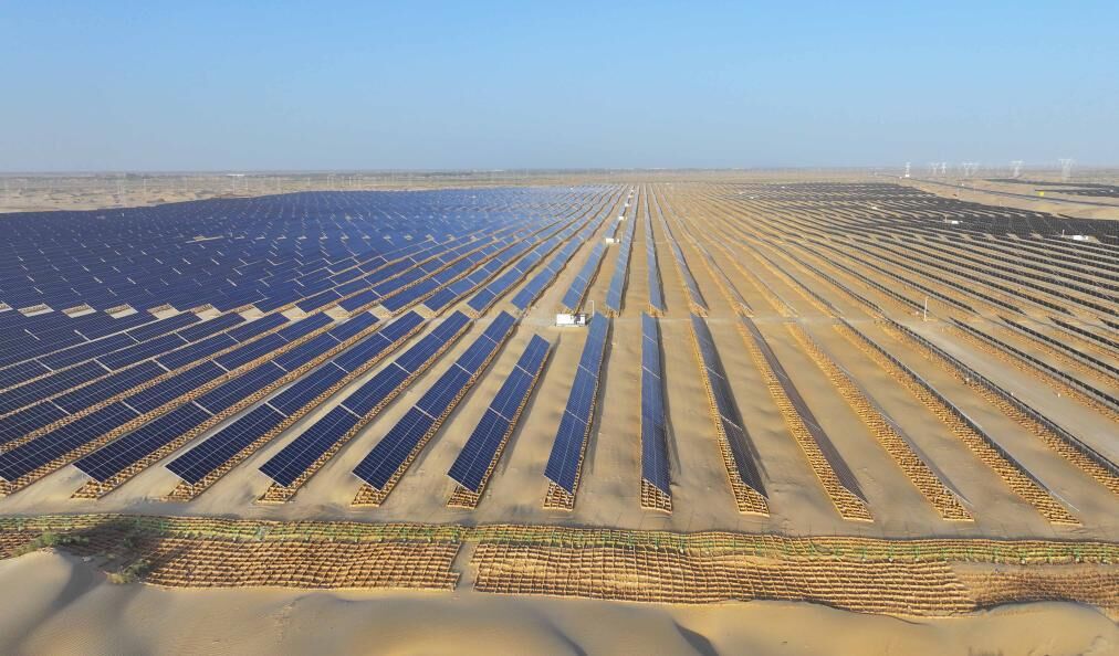 Record-Breaking Solar Power Station Connected to Grid: Xinjiang’ s 3.5 ...
